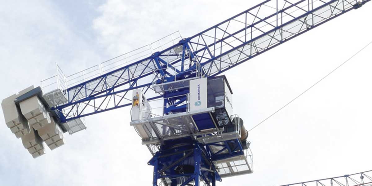 Comansa brings new hydraulic luffing jib crane