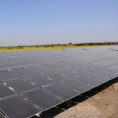 Waaree Renewable Technologies secures EPC contract for solar projects