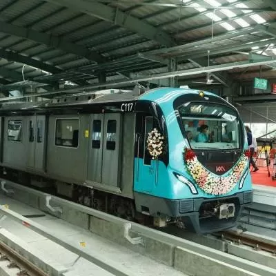 DMRC, KRCL MoU for Metro Projects