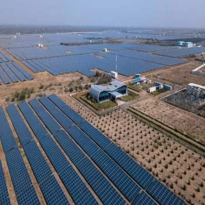 SGEL Invites Bids for 700 MW Solar Projects at Gujarat