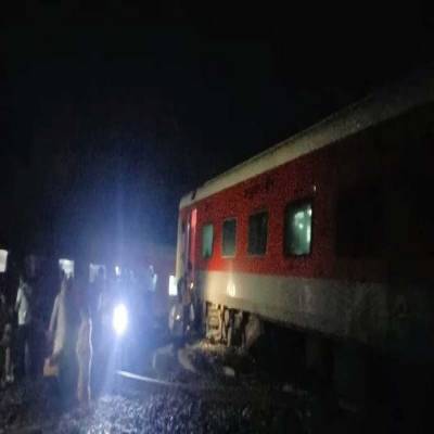 Train derailment in Bihar, 4 dead and 70 injured