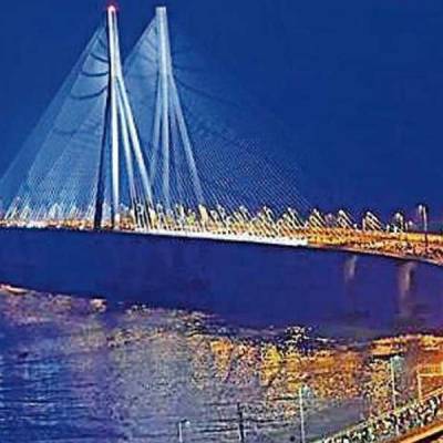 Mumbai: New Versova bridge set to open early next year