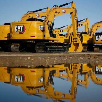 Cat’s next-gen small dozers come remote control-ready