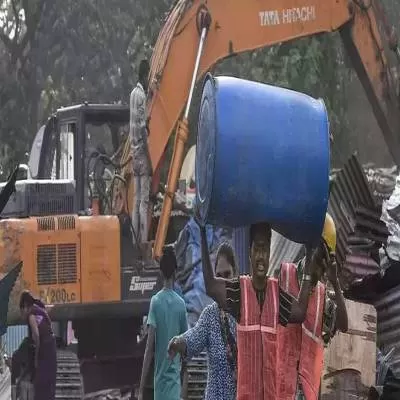 BMC Announces Rs.12 Bn Tender for Slum Garbage Collection