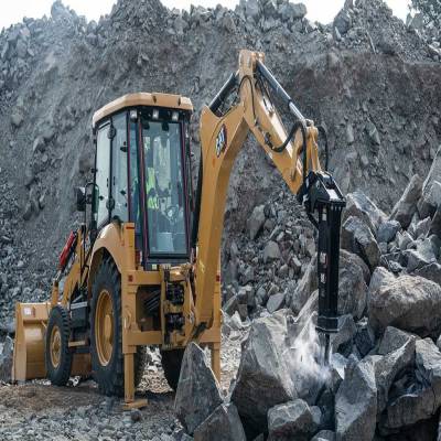 The Cat® 424 Backhoe Loader delivers more potential after transformation