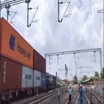 Railway freight records highest loading in 2020