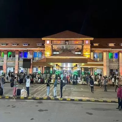 Pune Railway Station upgrade finally moves ahead
