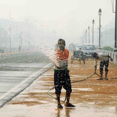 Ban on construction in Delhi to continue till further orders