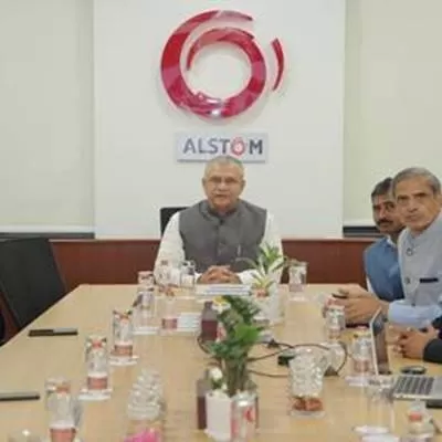 Minister Lauds Alstom Savli's Rail Exports, Training Push