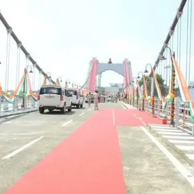 Nitish Unveils Bihar’s First Cable Bridge in Patna
