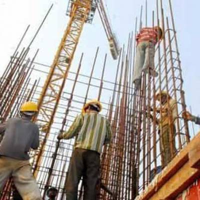 DPIIT reviews 40 critical infra projects across India