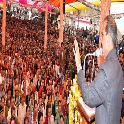 Himachal CM starts projects worth Rs 1.1 bn in Shillai